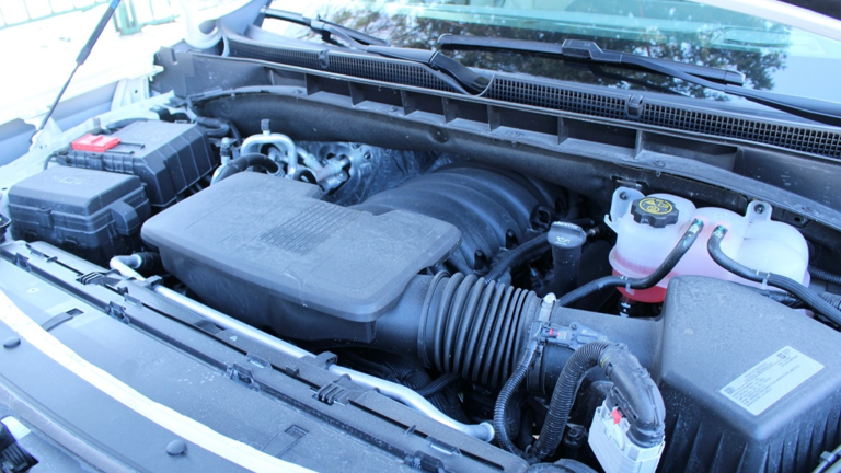 Nearly 600,000 GM trucks and SUVs under new investigation for engine ...