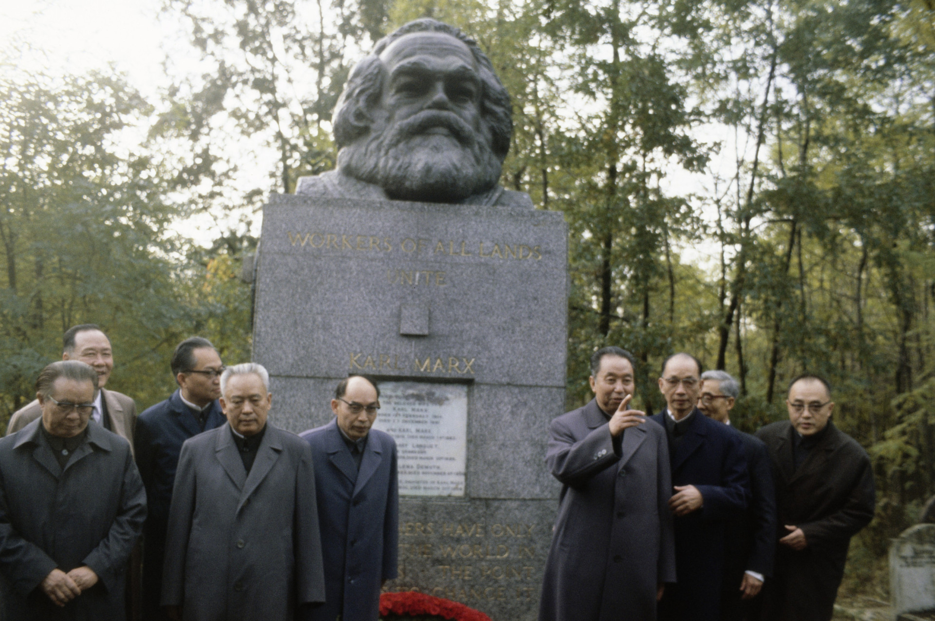 Memorable epitaphs from famous gravestones