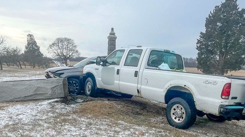 Gettysburg war monuments damaged after multi-car crash during snow squall
