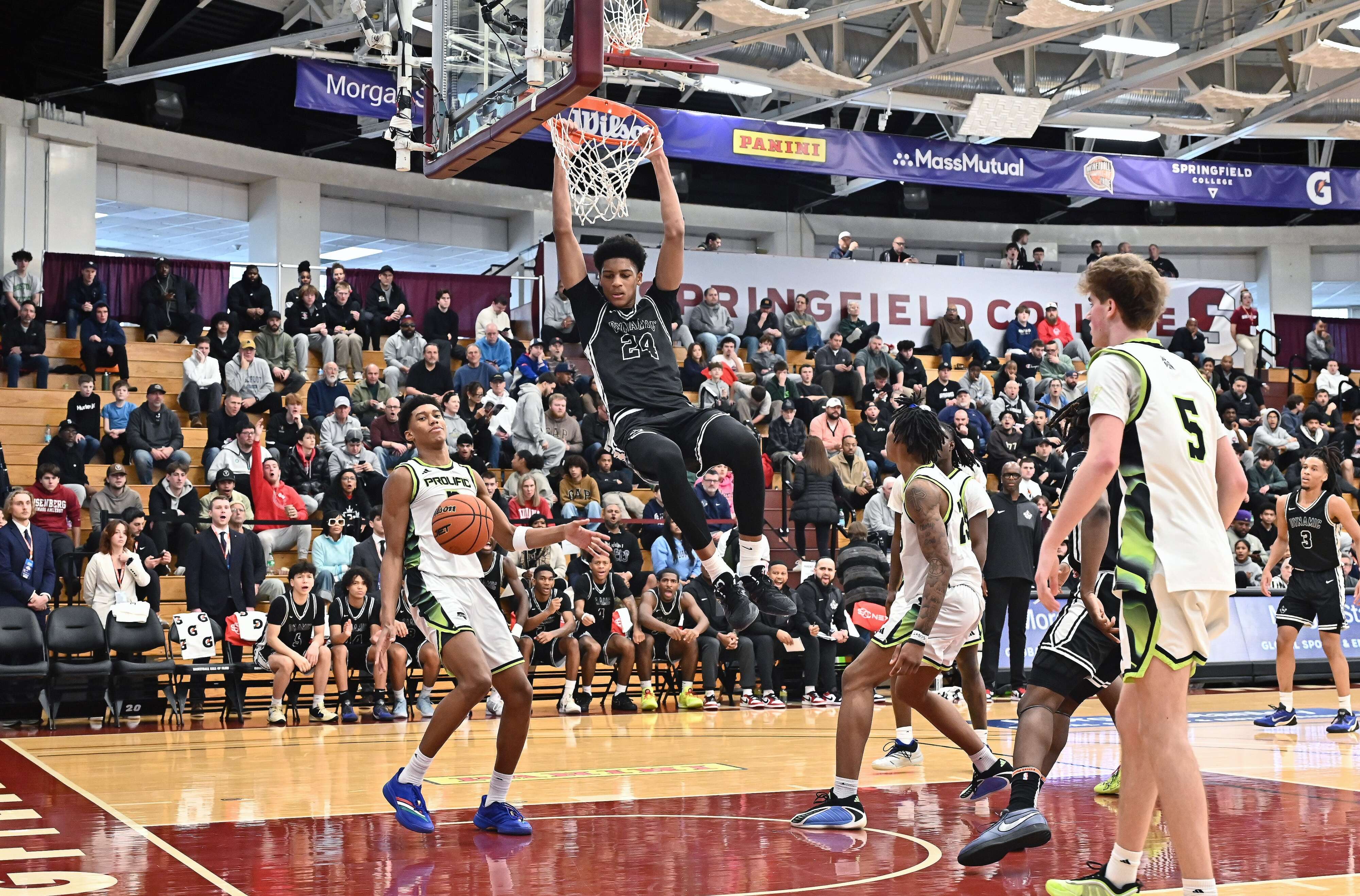 Marcus Spears Jr. learns from NFL father, former NBA star while ...