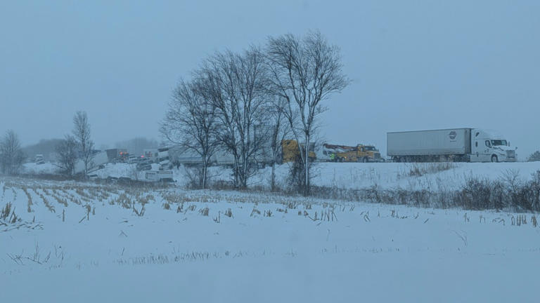 100-car pileup in Michigan, numerous injuries reported