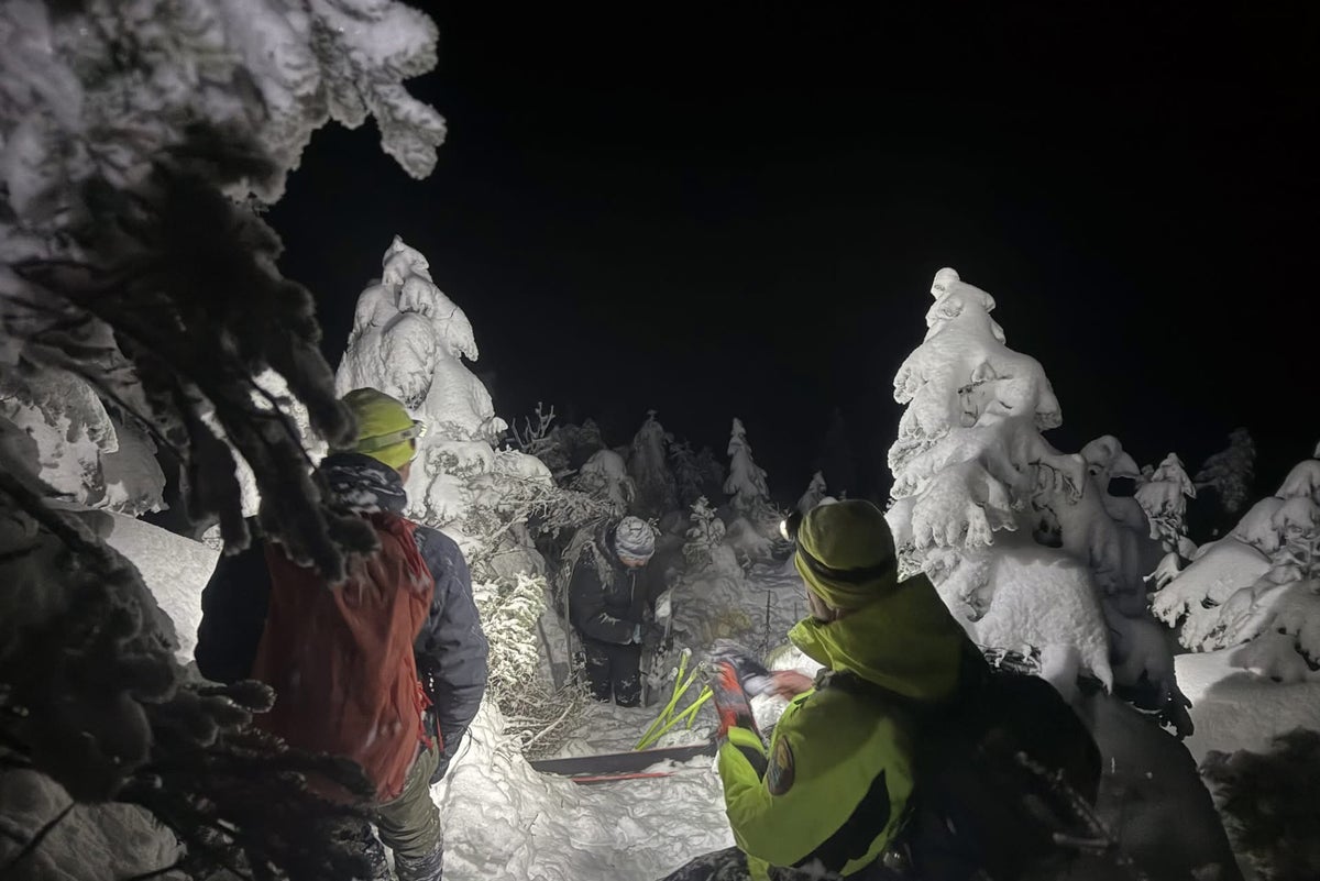 Two skiers stuck in waist-deep snow with 2% phone battery rescued