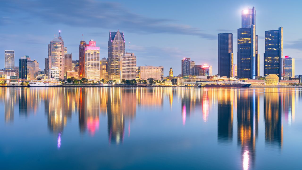 14 Great Lakes cities cheaper than Seattle