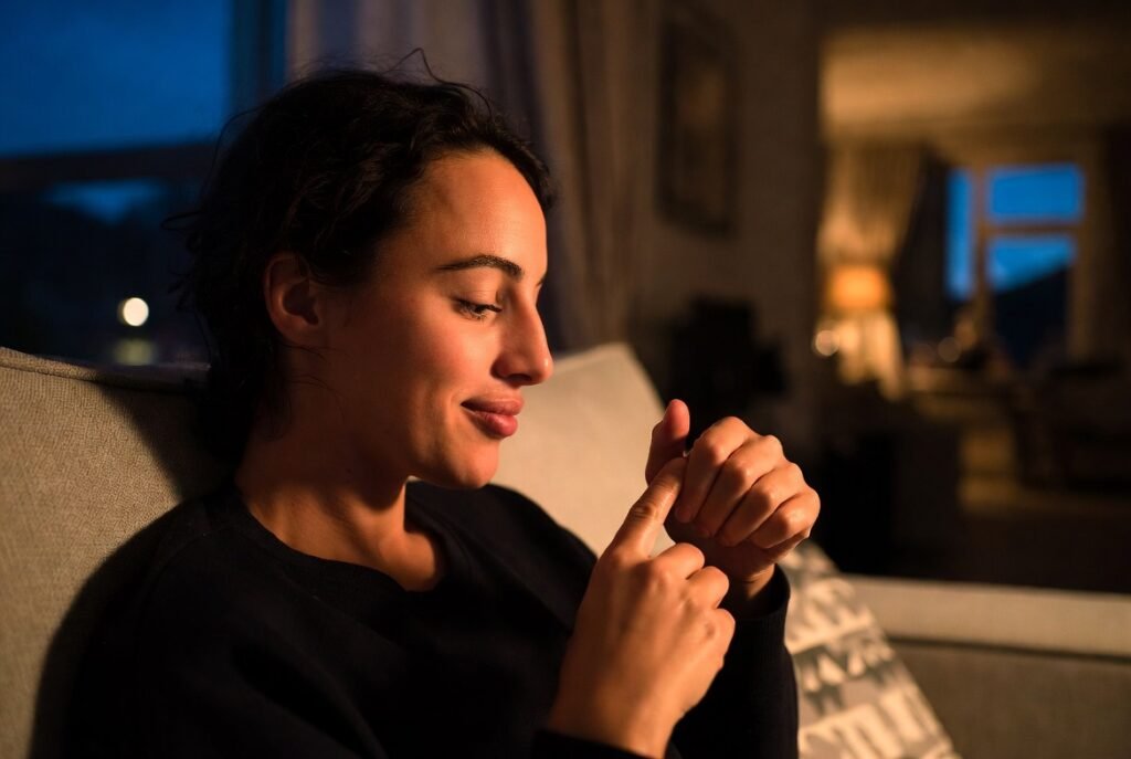 The daily habit that naturally protects nails and cuticles