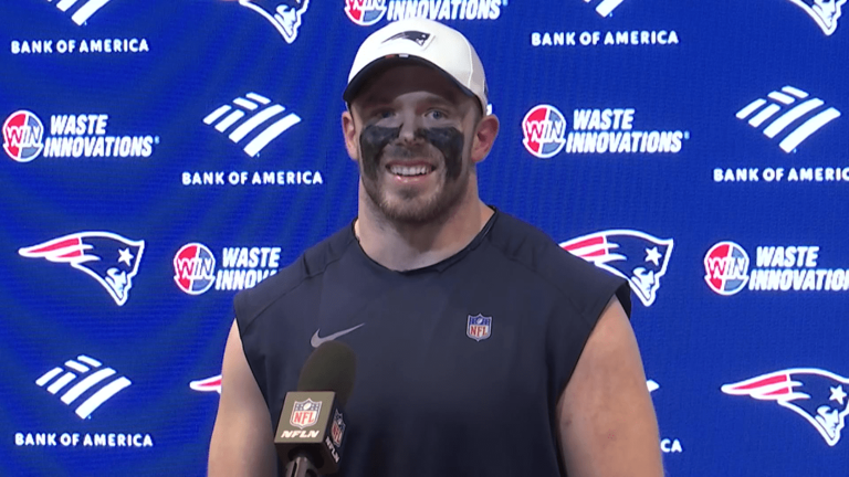 Patriots power through snow, advance to AFC Championship