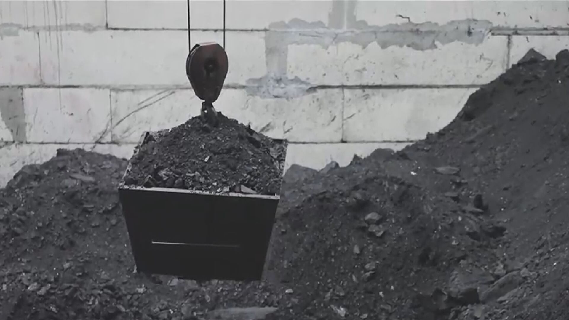 Trump administration announces $700M coal funding plan that includes ...