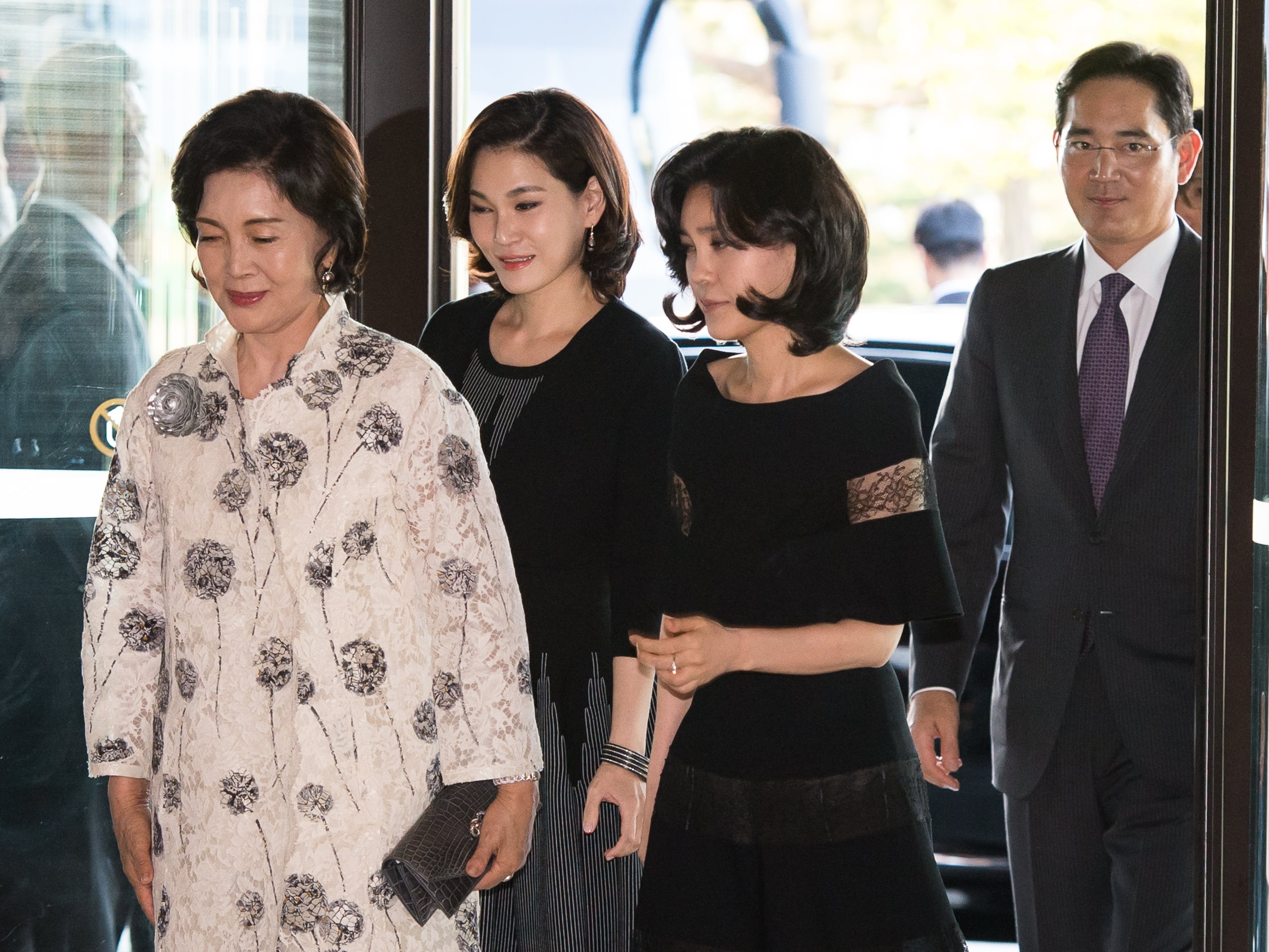 Samsung family finalizes 12 trillion won inheritance tax