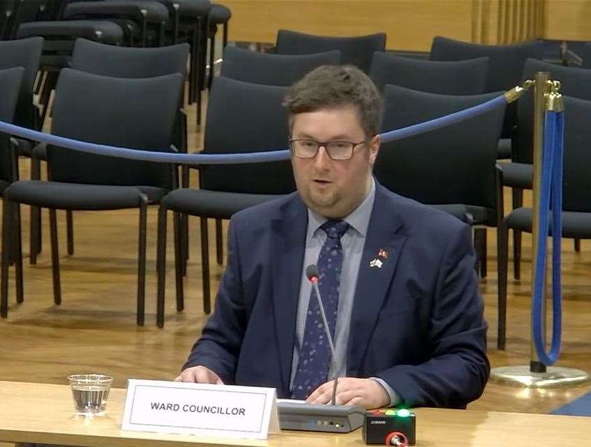 Dean Lewis Estates Ltd scheme for 75 homes off Stoke Road on the edge ...