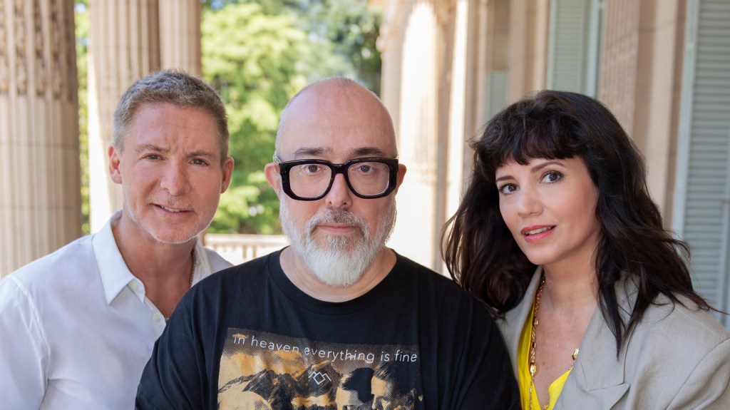 Adrián Suar & Griselda Siciliani lead Netflix comedy movie based on ...