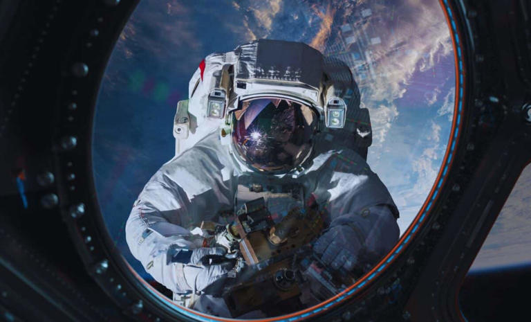These astronauts showed aging years in just days... then got younger ...