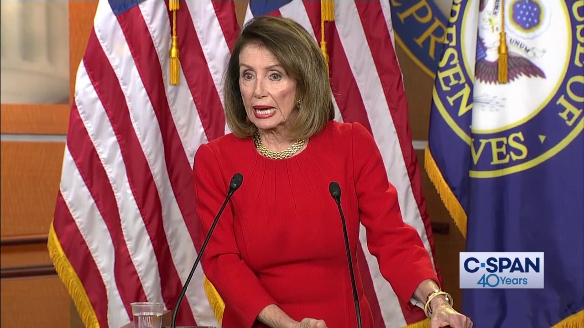 Nancy Pelosi draws backlash after Bob Weir tribute moment