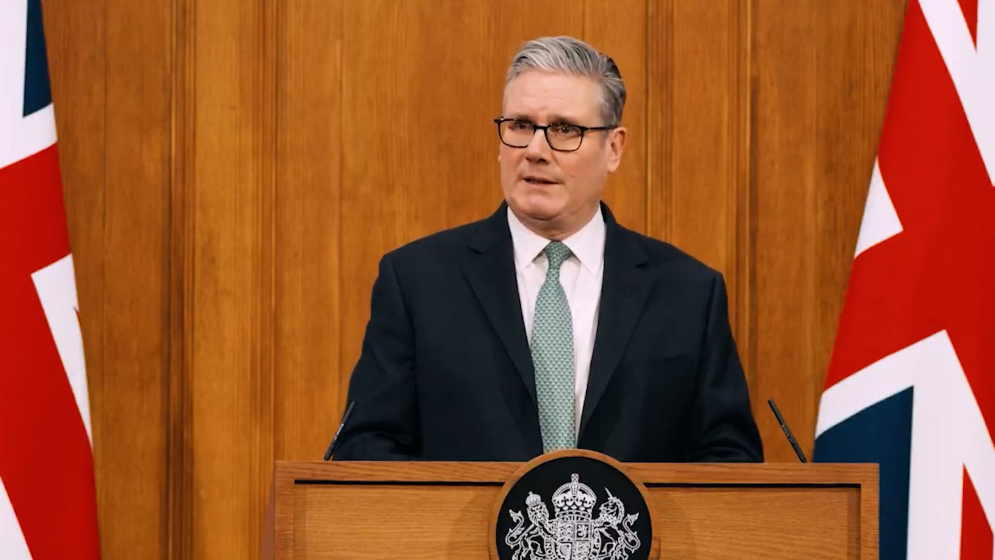 Tariffs in "nobody's interest": Starmer calls out Trump in speech