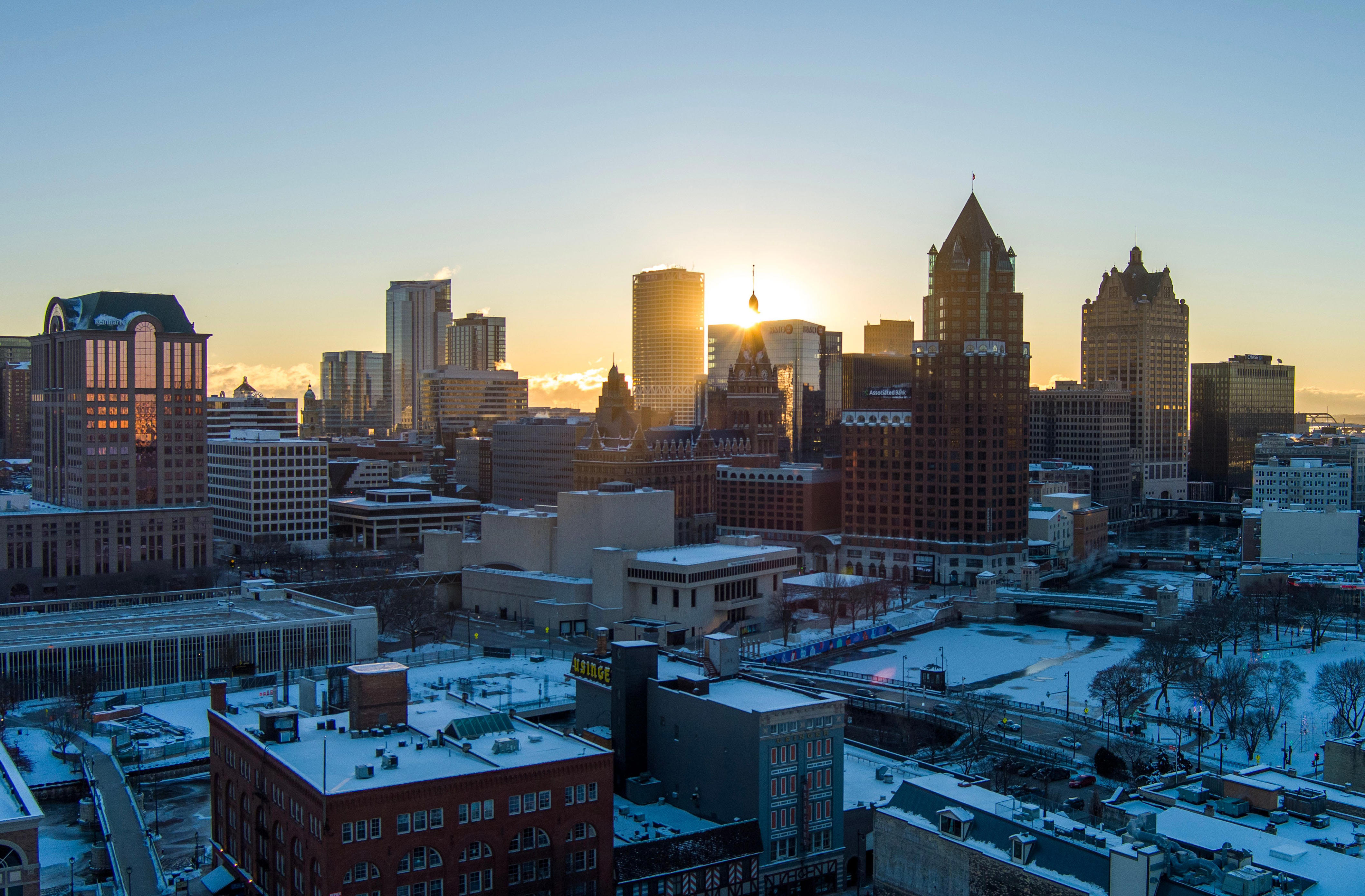 Milwaukee weather today cold, windy with bitter wind chills