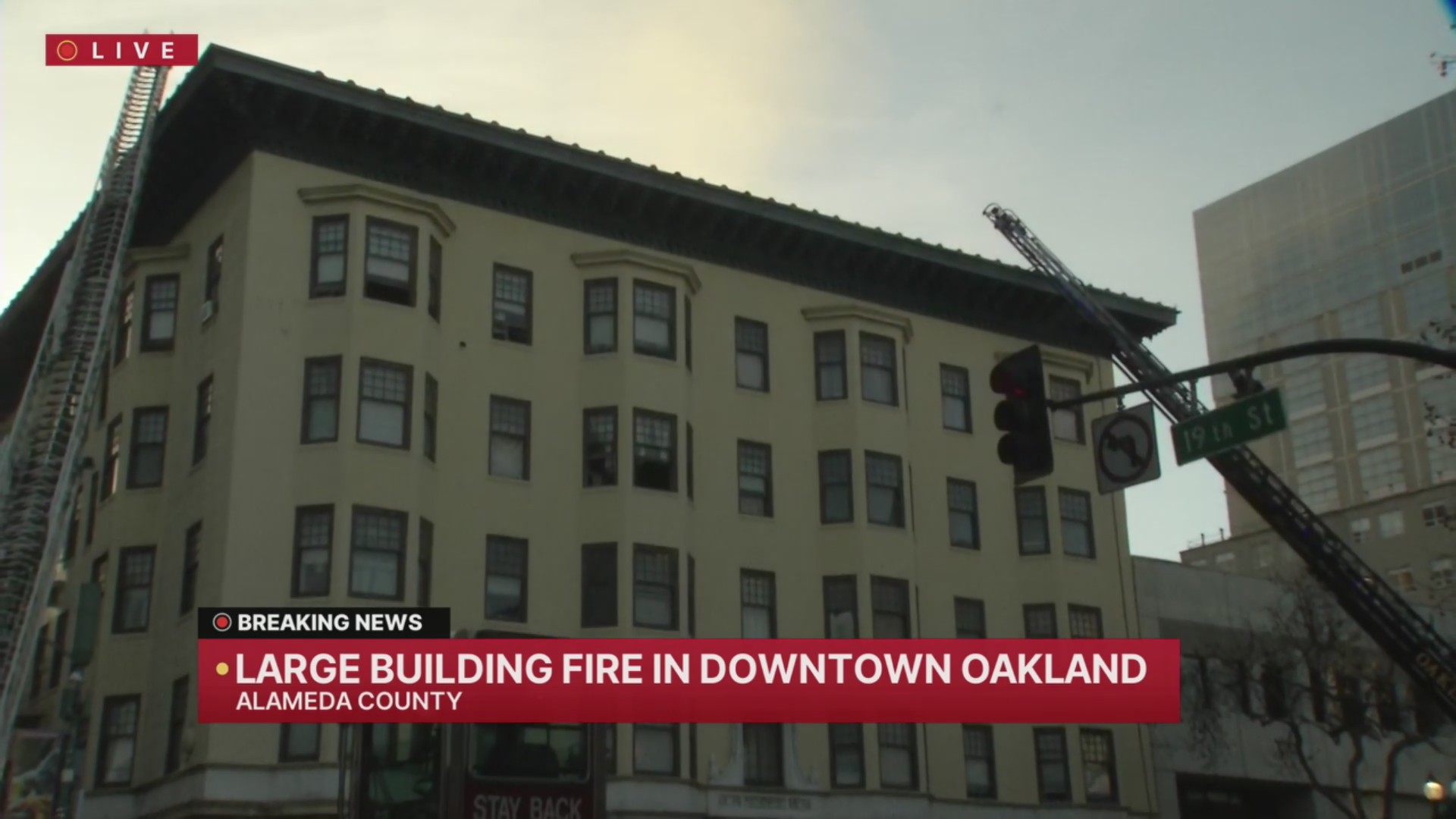 Large fire breaks out at building in downtown Oakland