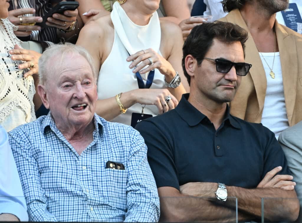 Rod Laver posts message to Roger Federer after the first day of the ...