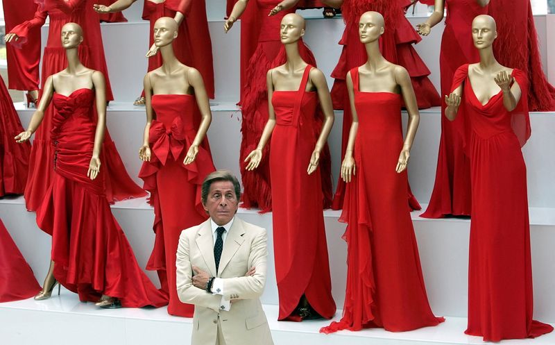 Italian fashion great Valentino dead at 93