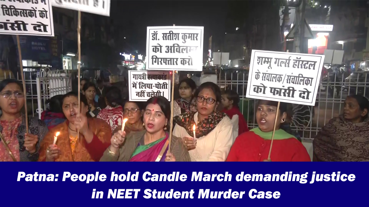 Patna: People hold candle march demanding justice in NEET student ...