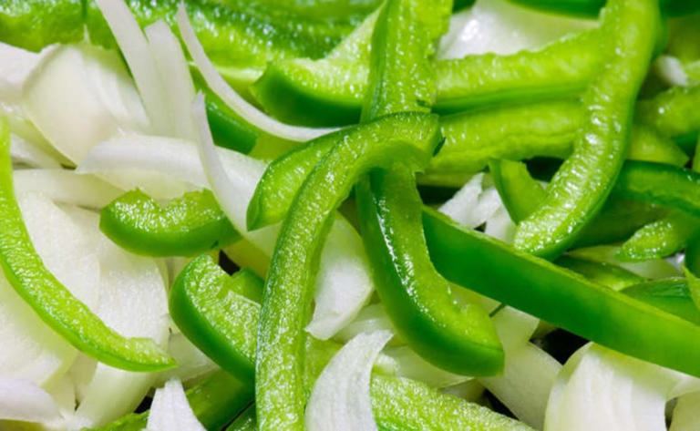 The Subway ordering mistakes that are costing you flavor, nutrition ...
