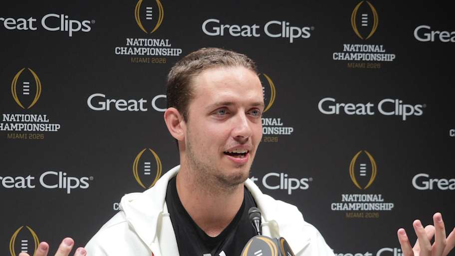 Carson Beck’s Miami ex Hanna Cavinder oddly silent for Canes’ natty vs ...