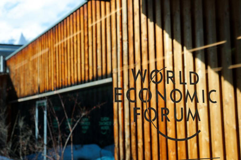 Trump to meet global CEOs in Davos, with US policy in spotlight