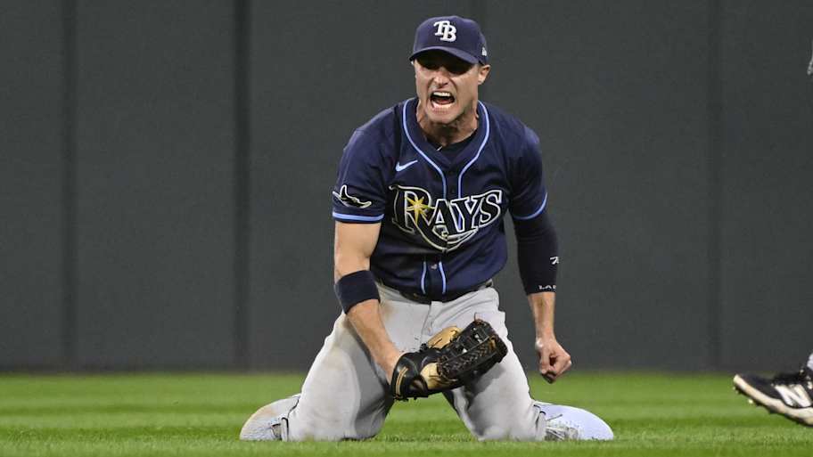 Pirates' Brandon Lowe raves about Jake Mangum