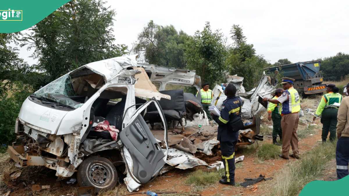 Parents inconsolable as school bus crash kills 13 children