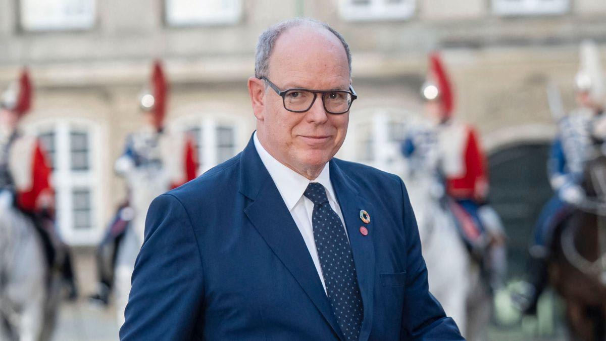 Prince Albert II of Monaco shows off facial scar in public debut after ...