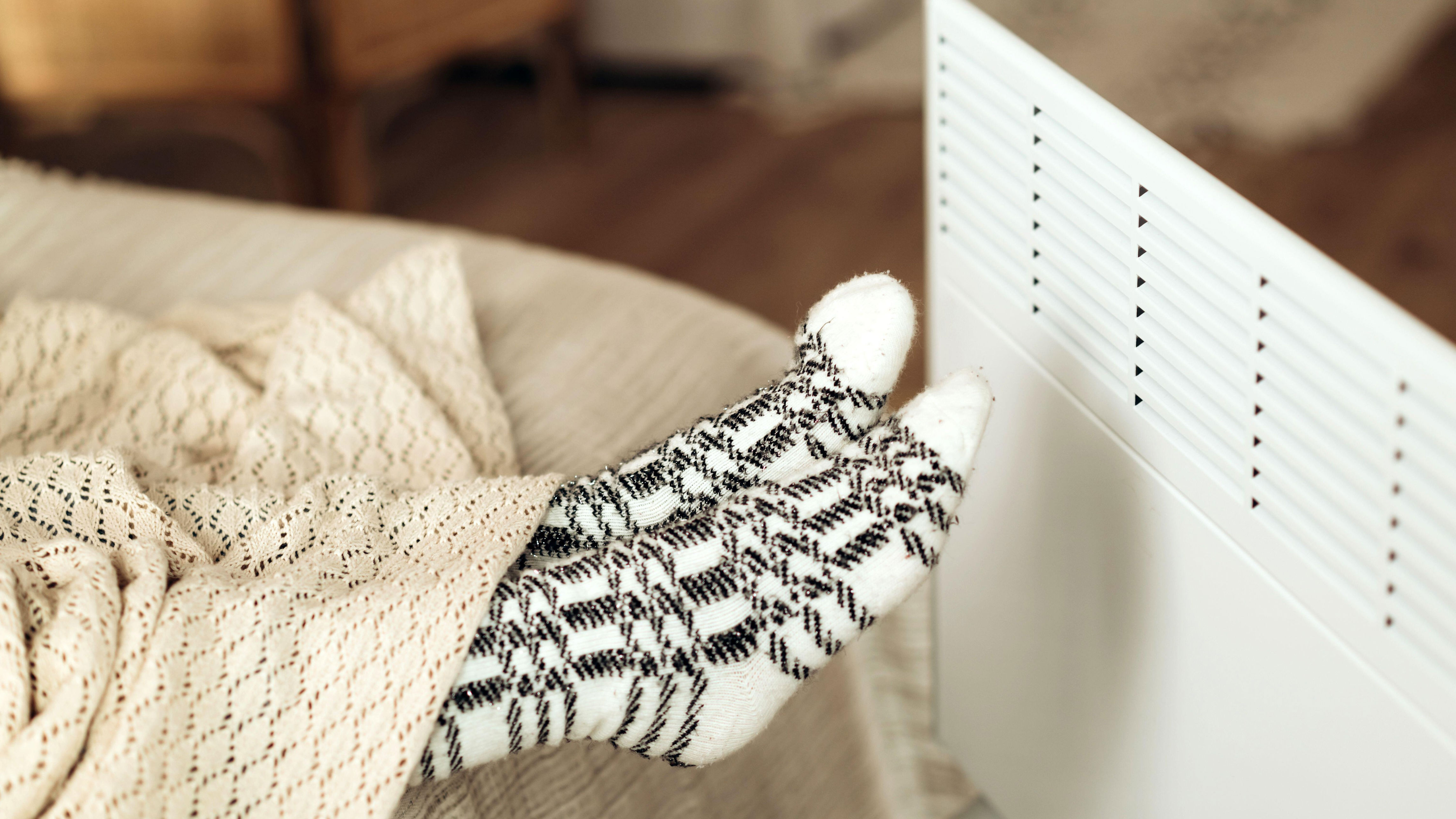 Ten internetowy trik na rozgrzanie robi furorę. Lekarze mówią wprost ...