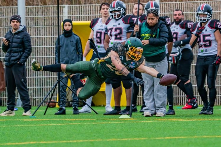 Foot US. Les Caïmans 72 pris de vitesse par les Dockers de Nantes