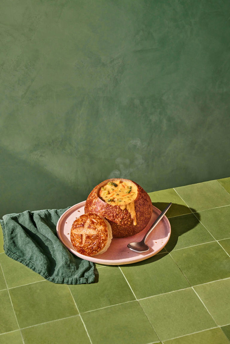Panera launches 2016 menu. What items were popular 10 years ago?