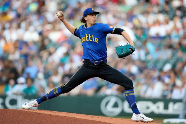 Chicago Cubs continue stockpiling arms, add three new pitchers