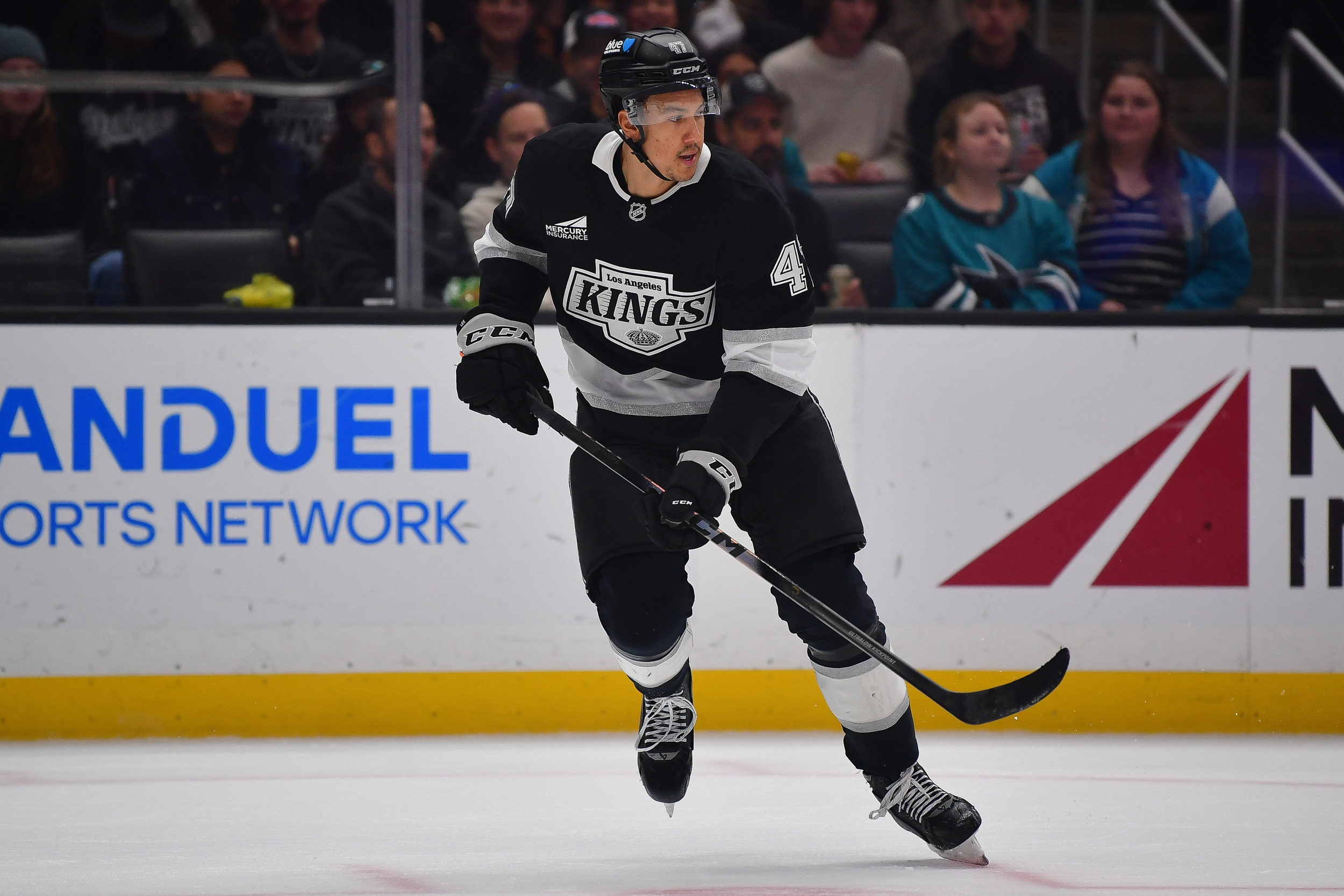 Los Angeles Kings reassign Andre Lee