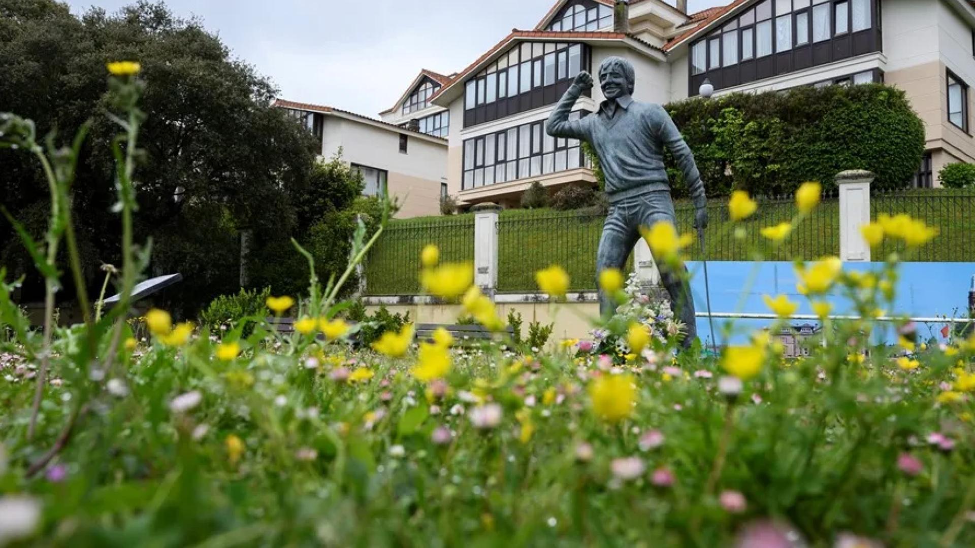 Desaparece la estatua del golfista Severiano Ballesteros en Pedreña, su ...