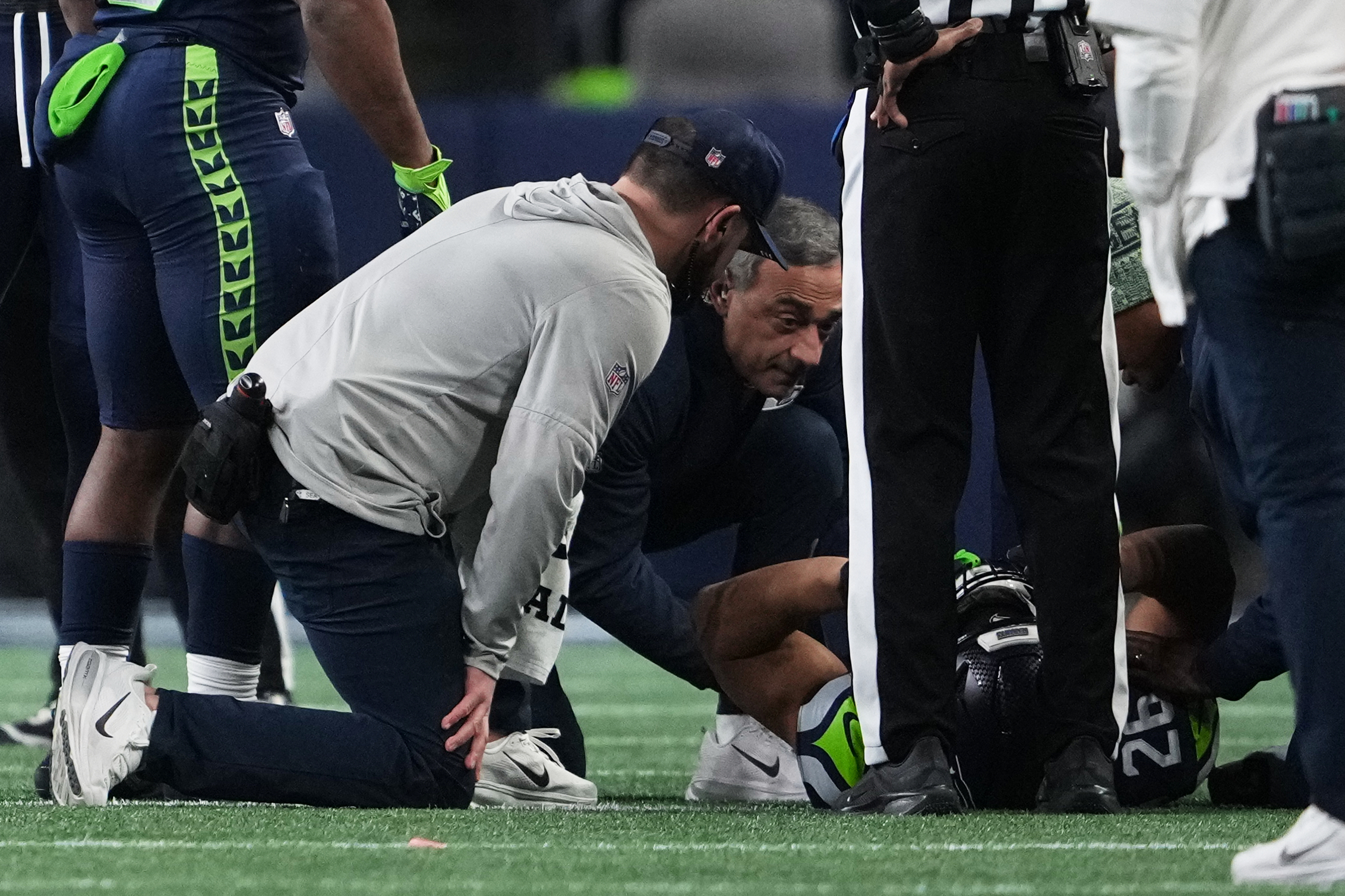 Seahawks RB Zach Charbonnet out for remainder of playoffs with knee injury