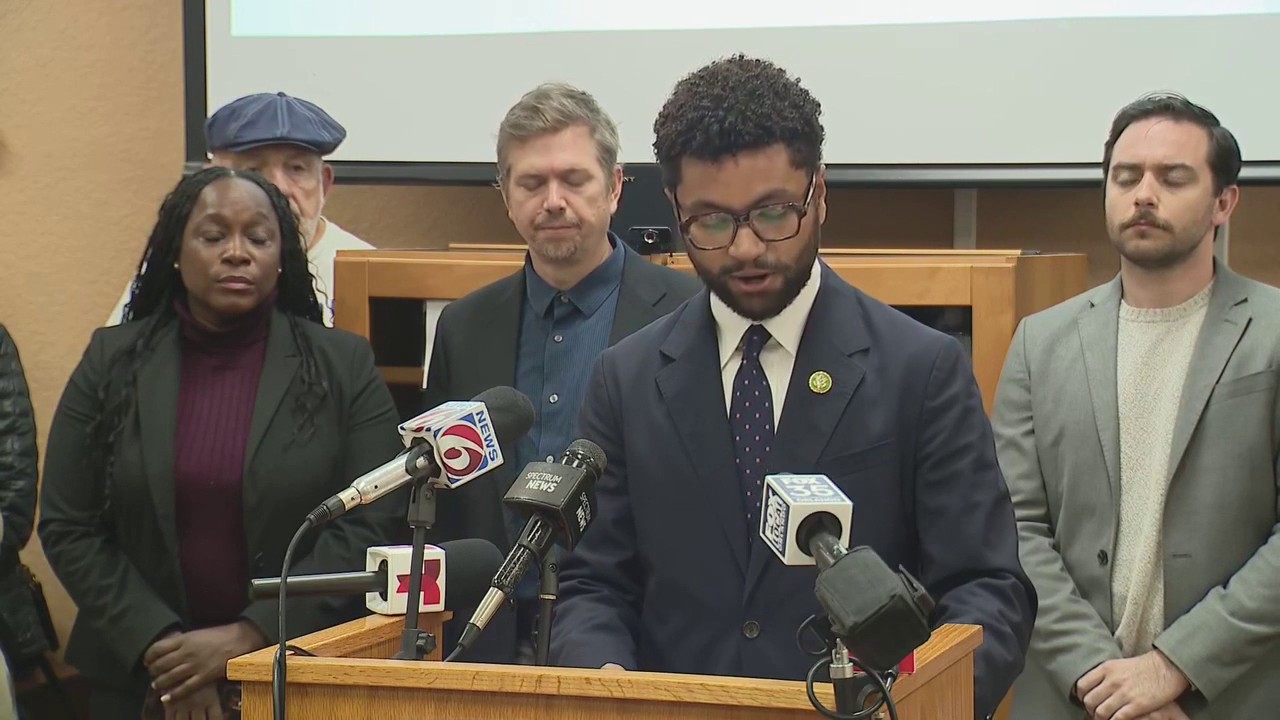 Rep. Maxwell Frost advocates for 'peace' rather than ICE in communities