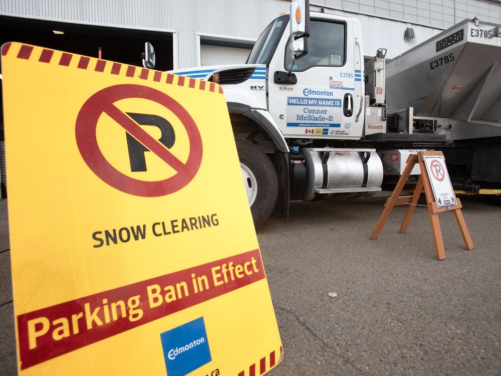 90 per cent of Edmontonians ignoring parking ban, say city officials