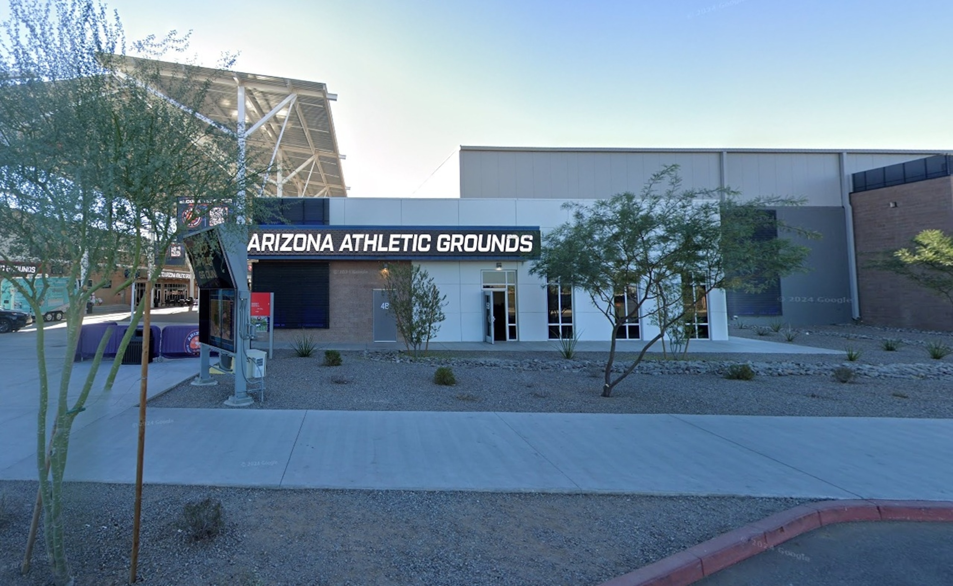 Arizona police break up 100-person fight at youth sports game