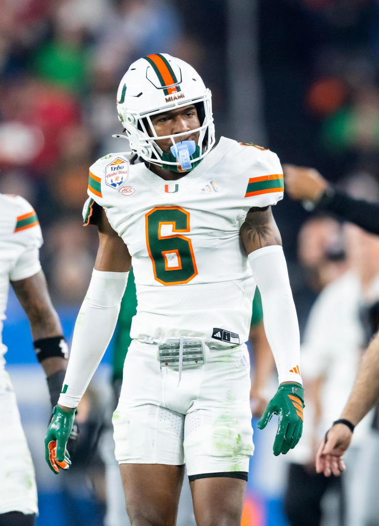Is Xavier Lucas playing today? Why Miami DB isn't starting vs Indiana
