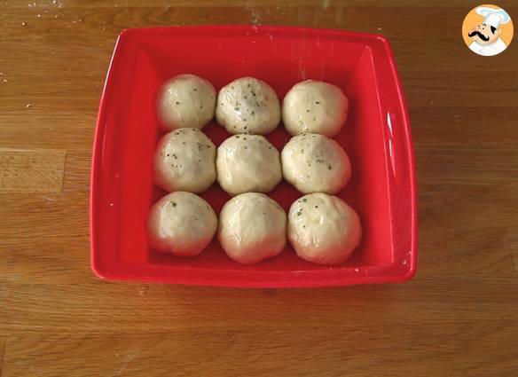 Pizza buns: Stuffed buns with ham and cheese