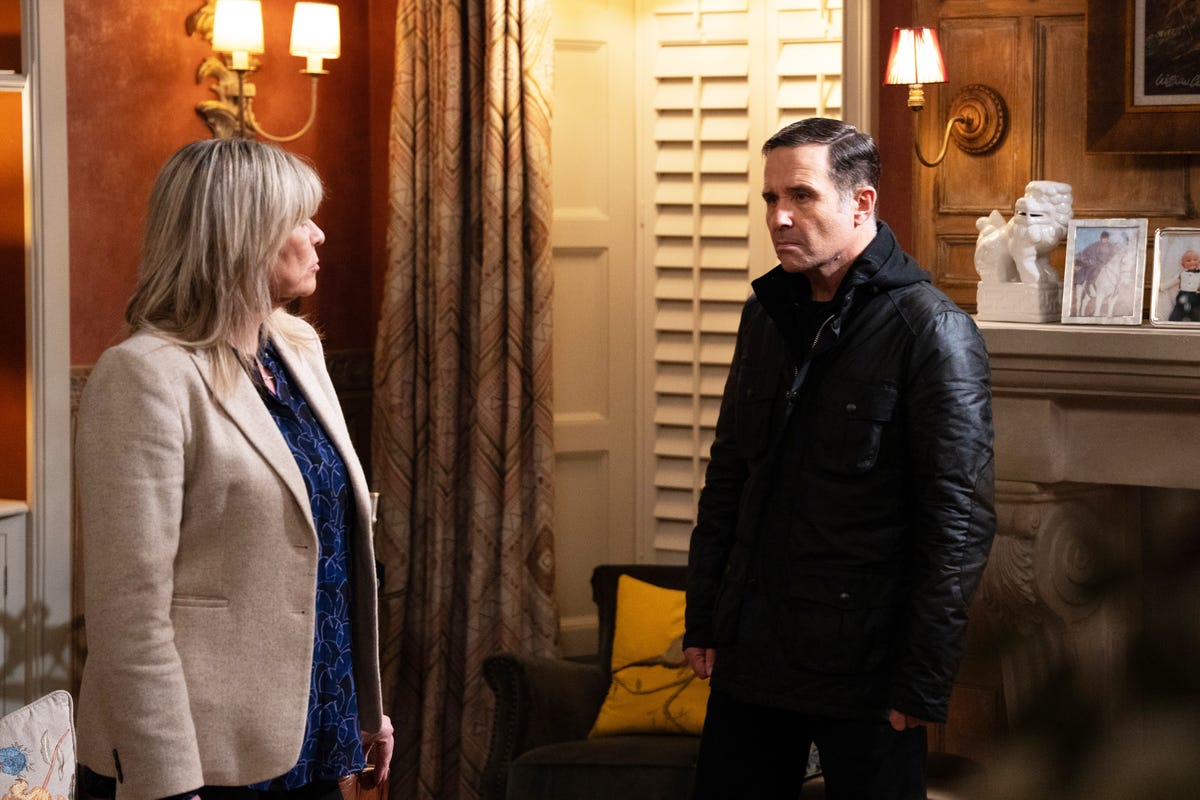 Emmerdale sets up huge episode with Graham Foster cliffhanger