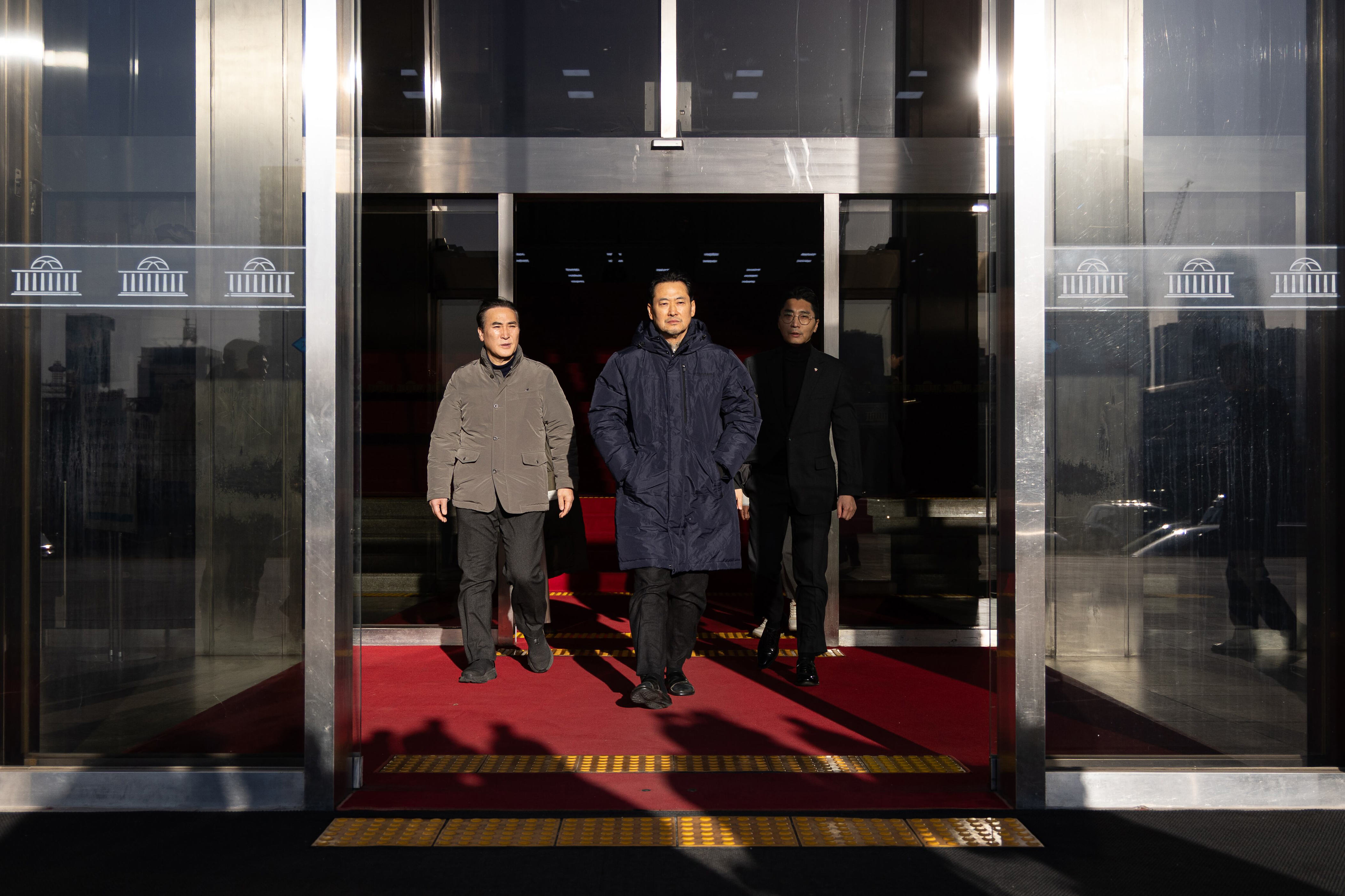 People Power Party leader's hunger strike demands twin special counsel