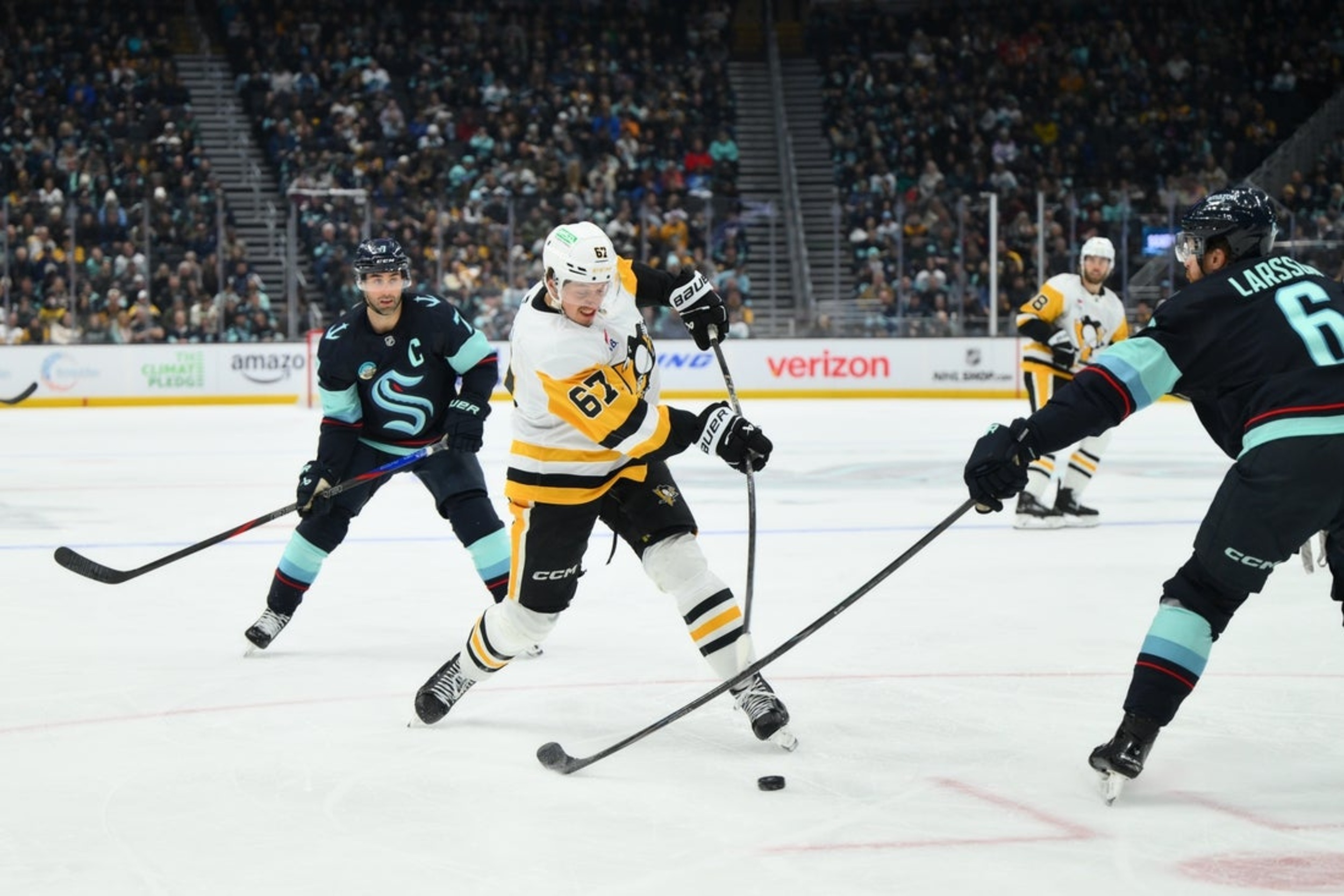 Penguins open road trip with a victory at Kraken