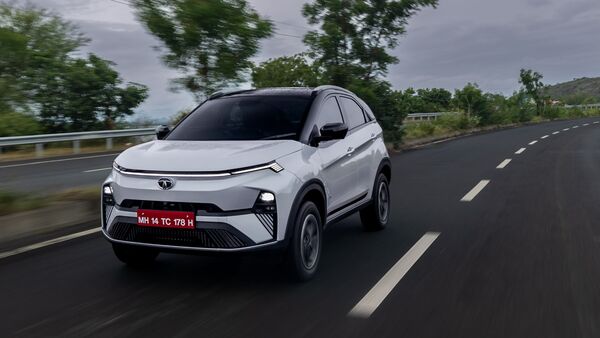 China escalates trade dispute, challenges India’s EV policies at World ...