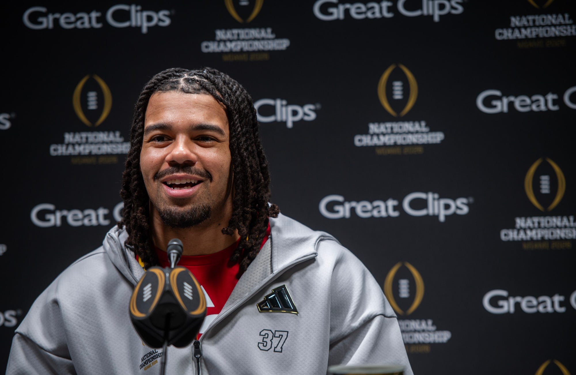 Milwaukeean, Ex-Badger Nowakowski scores TD in college championship