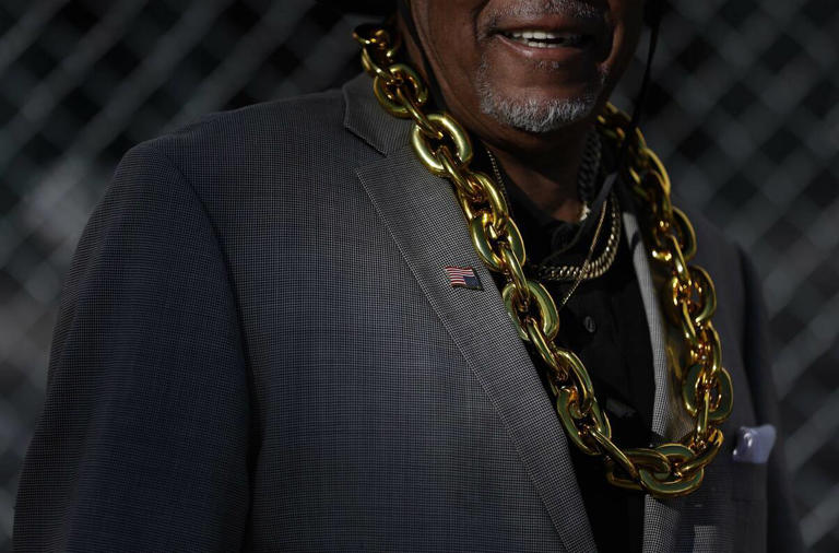 ‘So wonderful’: Martin Luther King Jr. parade brings downtown Las Vegas ...