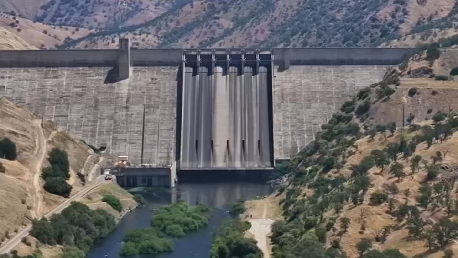 Action News goes to top of Pine Flat Dam with Asst. Sec. of Army to ...