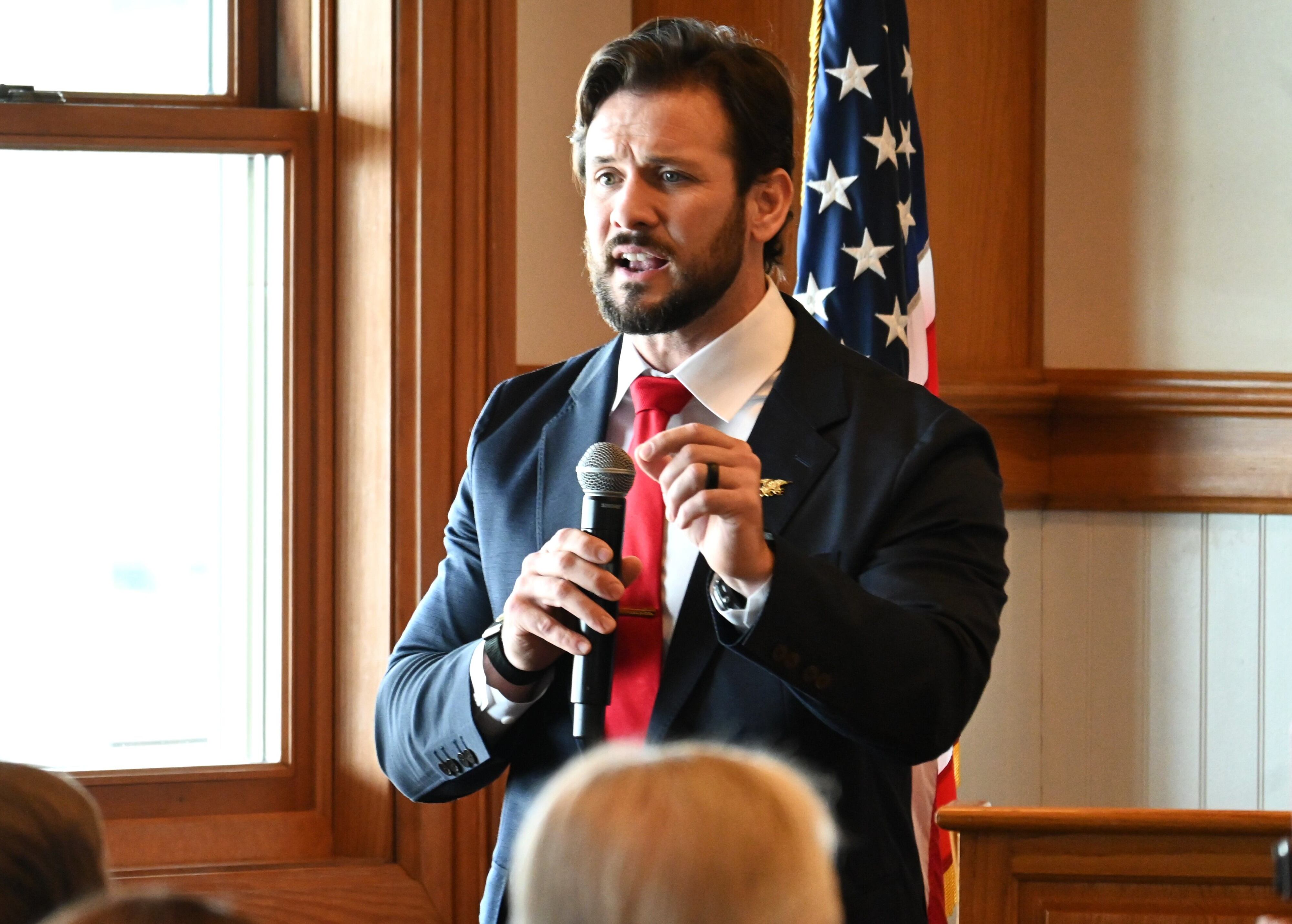 Former Navy SEAL challenges Alabama’s Senate front-runners to debate ...