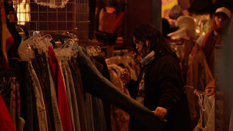 Seattle's Red Light Vintage fights to keep shining after 30 years