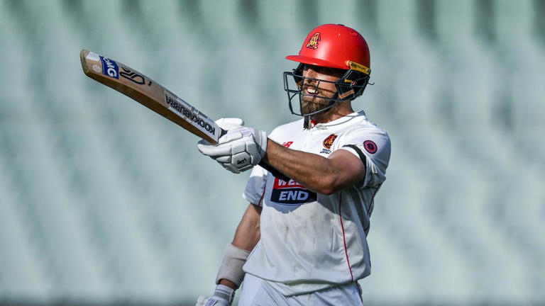 Rising cricket star honoured in Aus awards