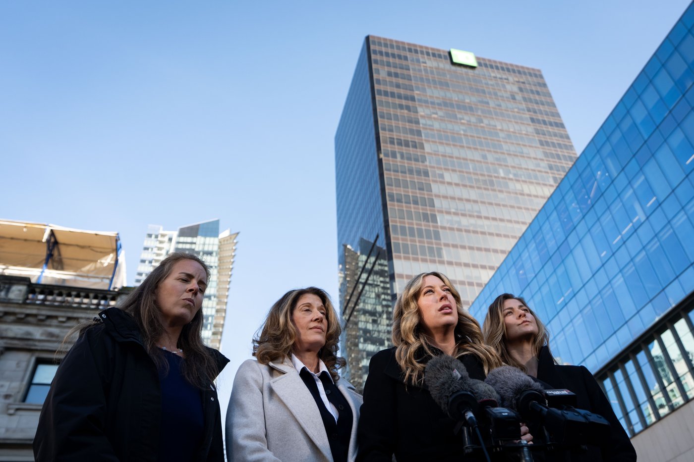 Mother of Myles Gray tells of 'screaming and screaming' after police ...